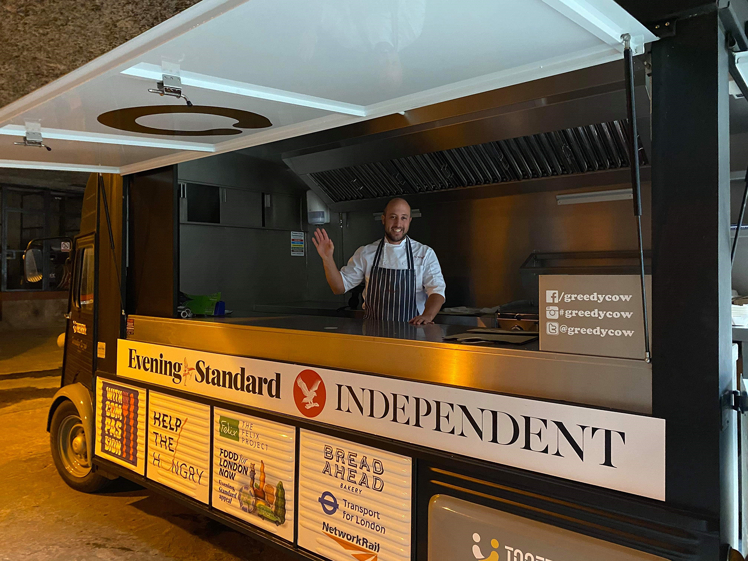 CHEF LEE WRIGHT JOINS 300+ CHEFS AND VOLUNTEERS TO FEED THE HUNGRY IN ...